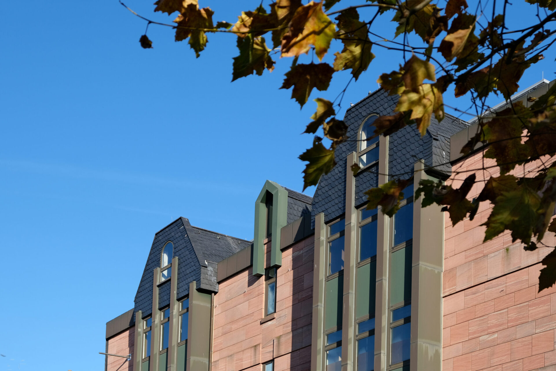 Home - Das Kaiser-Forum, Wohnen und einkaufen mitten in Friedberg